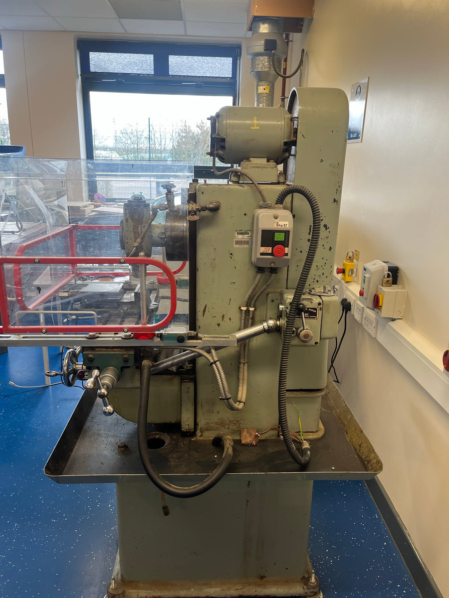 Tom Senior M1 Universal Milling Machine – The Vice Works